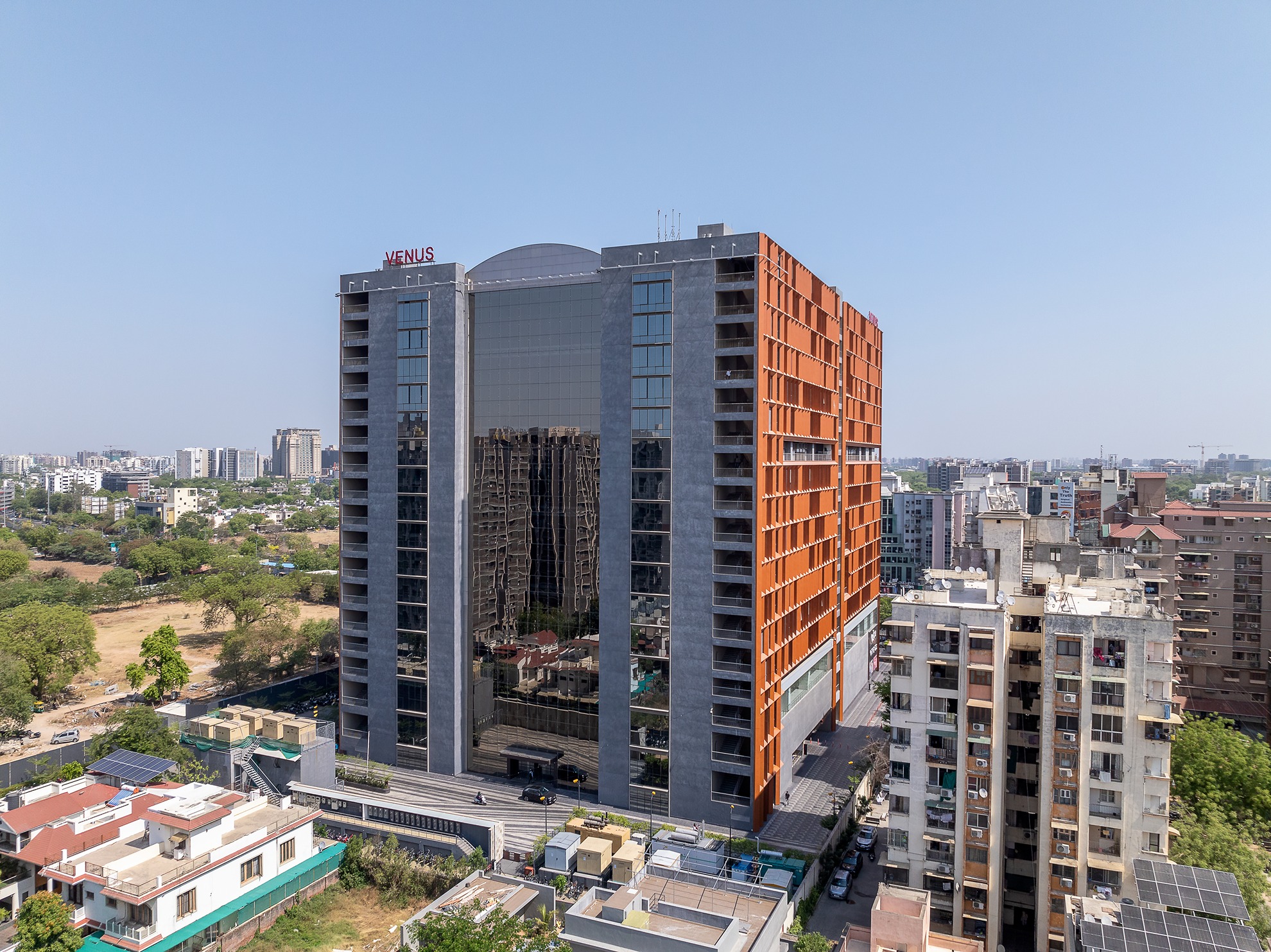 Premium Showrooms and Retail Spaces in Nehrunagar, Ahmedabad | Stratum ...